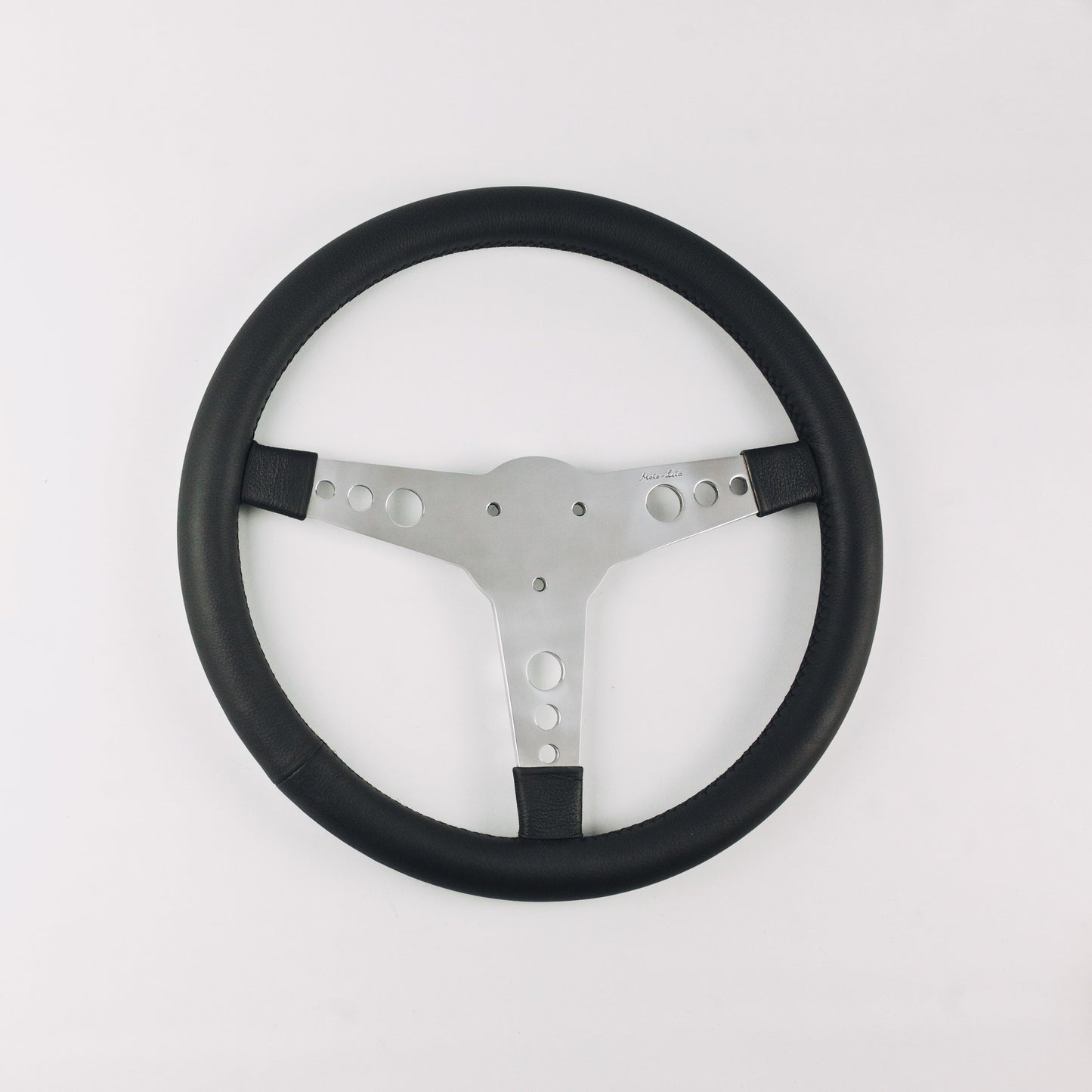 Flat 3-Wheeler Leather (3 spoke) Polished – Moto-Lita